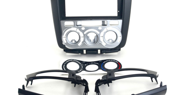 9" Android Player Dashboard Installation Kit for Toyota INNOVA '07 to ...