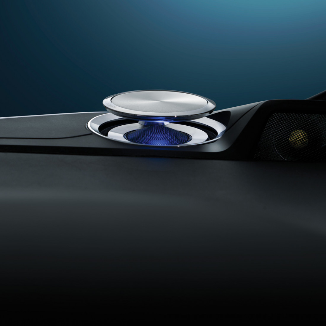 Malaysia Alpine X3-710S-LUP-AV Integrated 3-Way Speakers for Alphard ...